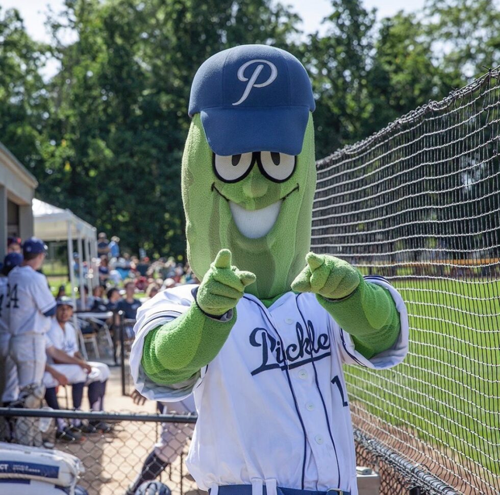 Around the WCL: Portland Pickles - Kamloops NorthPaws